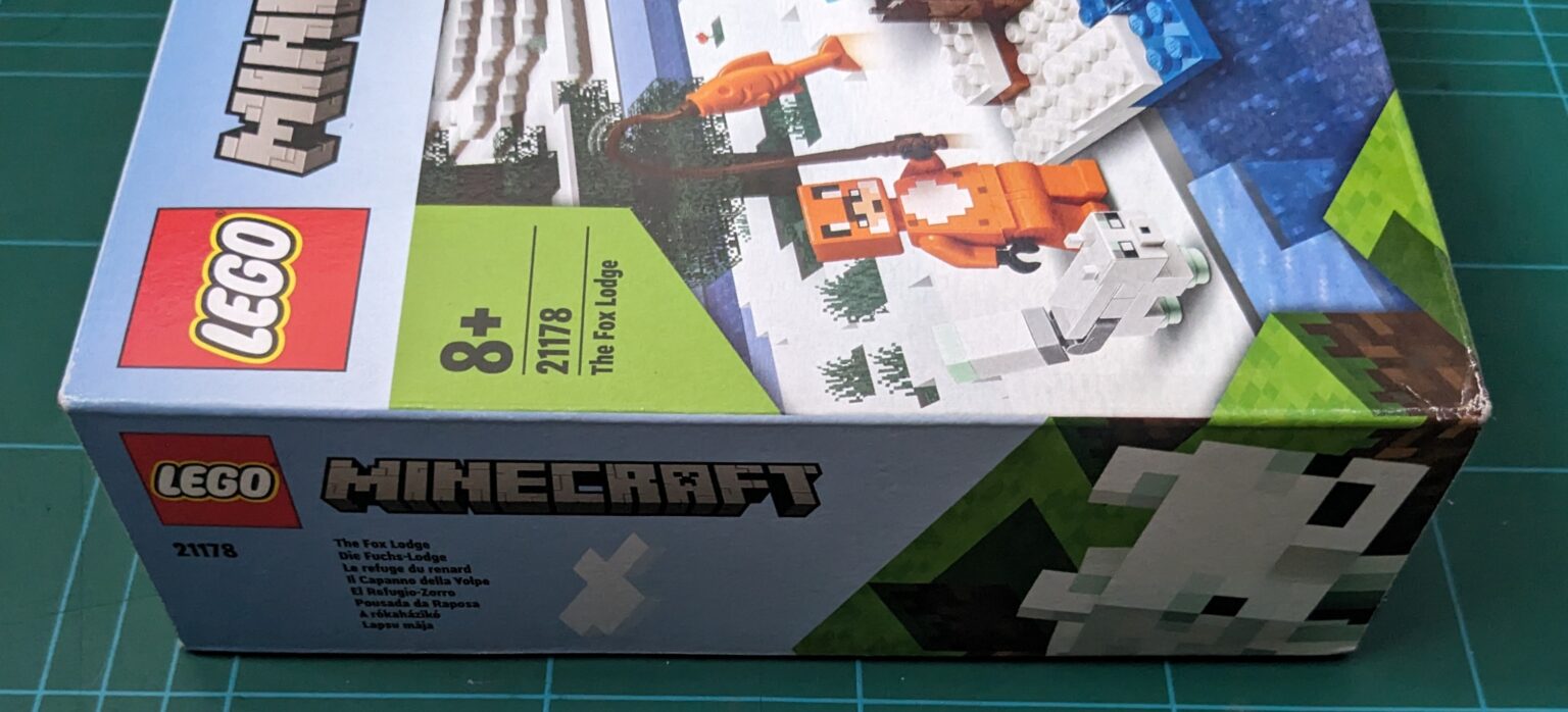 21178 Lego Minecraft The Fox Lodge - Escapist Gamer